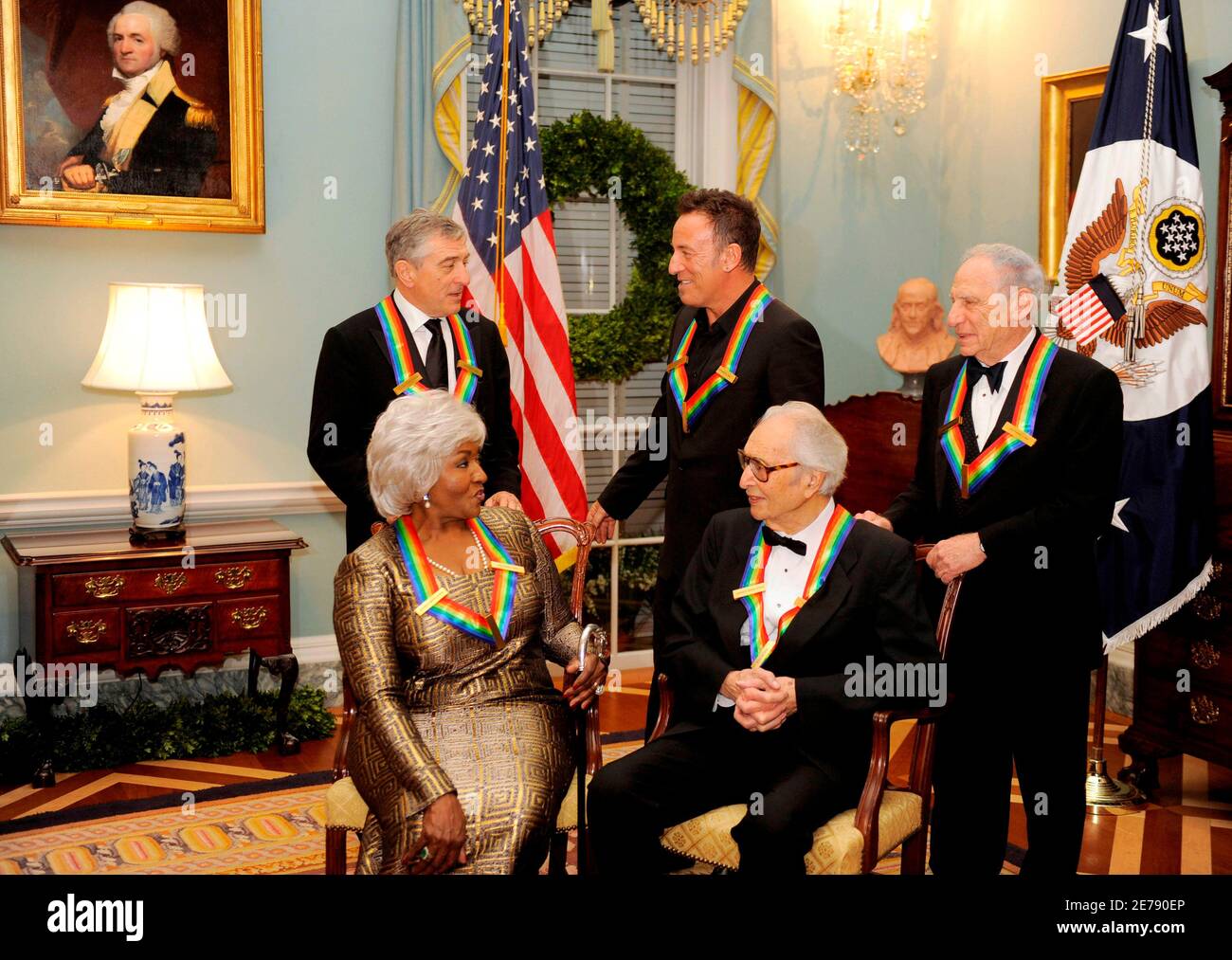 Robert de niro posieren ein -Fotos und -Bildmaterial in hoher Auflösung – Alamy