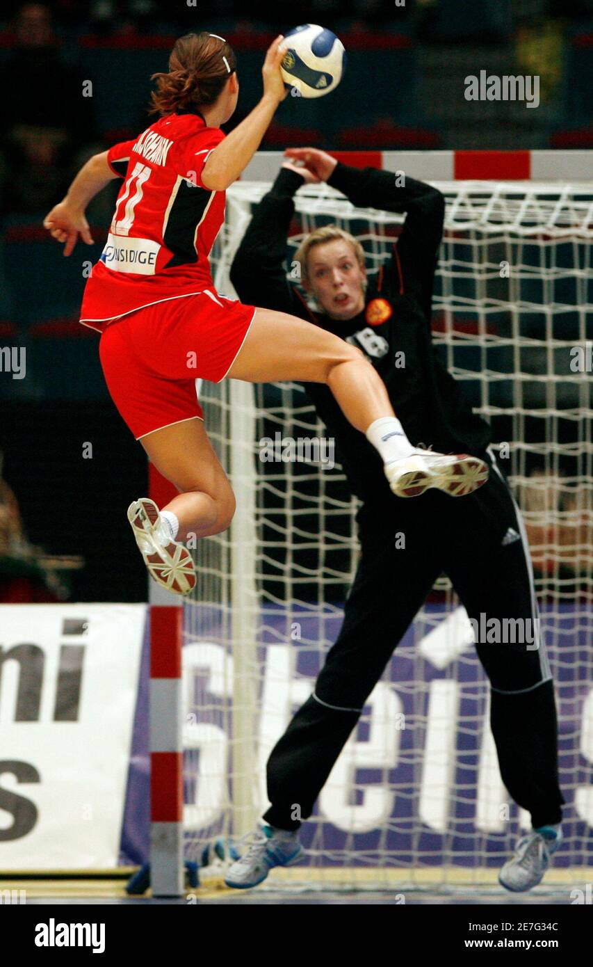 Maria sidorowa -Fotos und -Bildmaterial in hoher Auflösung – Alamy