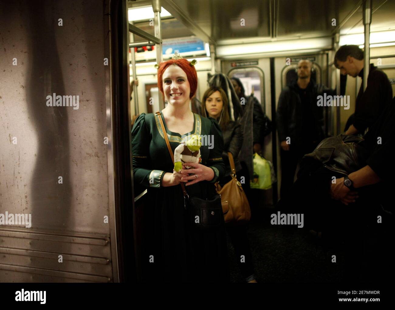 Shrek und fiona -Fotos und -Bildmaterial in hoher Auflösung - Seite 2 ...