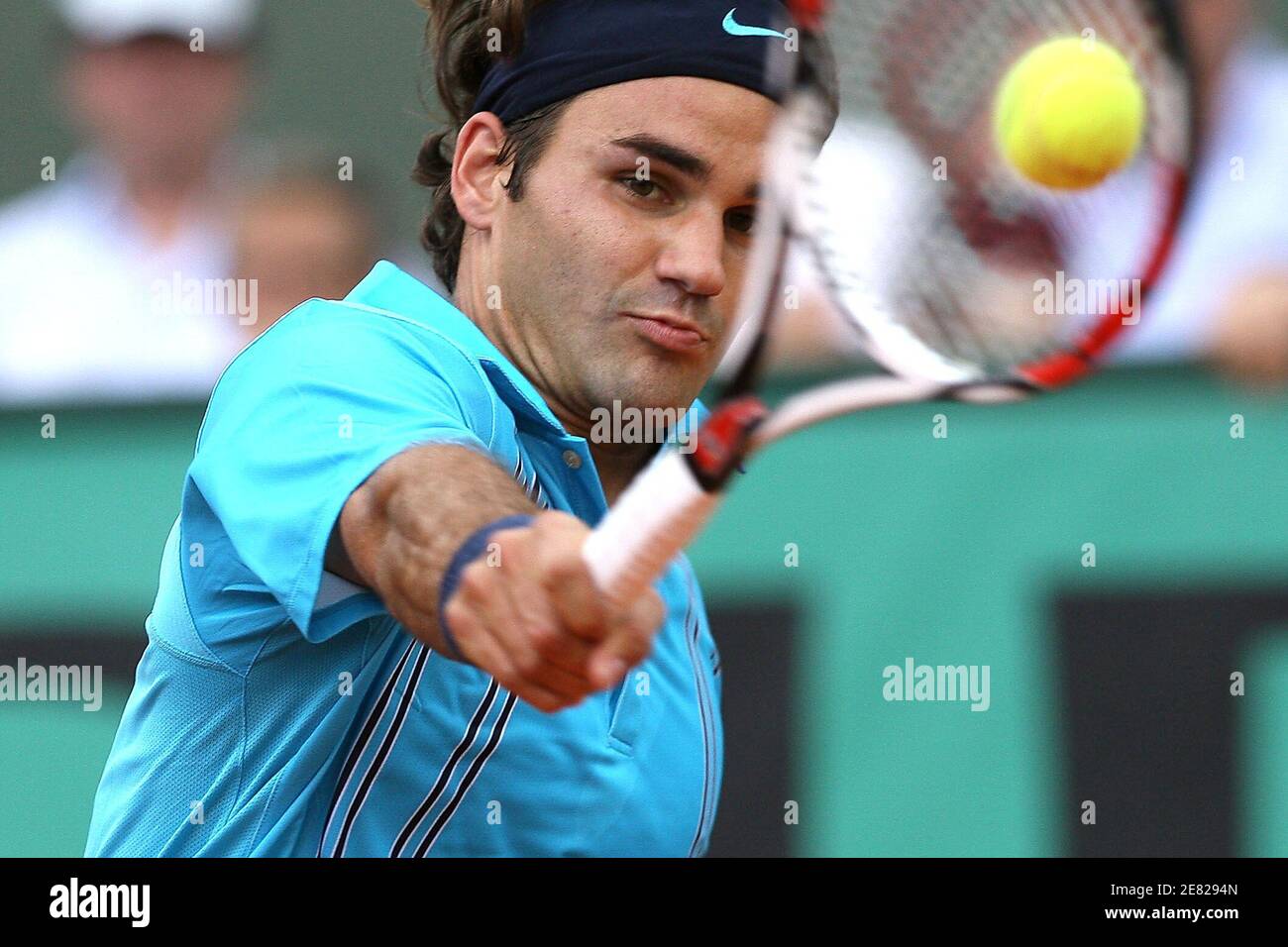 Der Schweizer Roger Federer besiegt 7-5, 1-6, 6-1, 6-2, der Spanier Tommy Robredo in ihrem ...