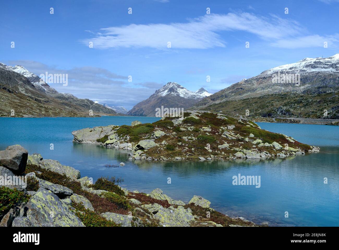 Lago bianco engadin -Fotos und -Bildmaterial in hoher Auflösung – Alamy