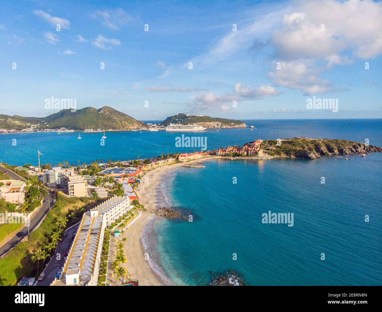 Die karibische Insel St.Maarten Landschaft und Stadtbild. Die ...