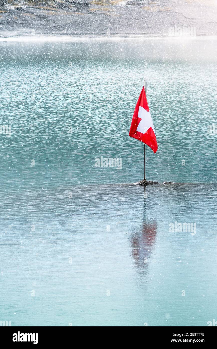 Berner flagge -Fotos und -Bildmaterial in hoher Auflösung – Alamy