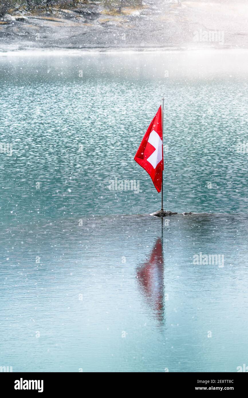 Berner flagge -Fotos und -Bildmaterial in hoher Auflösung – Alamy