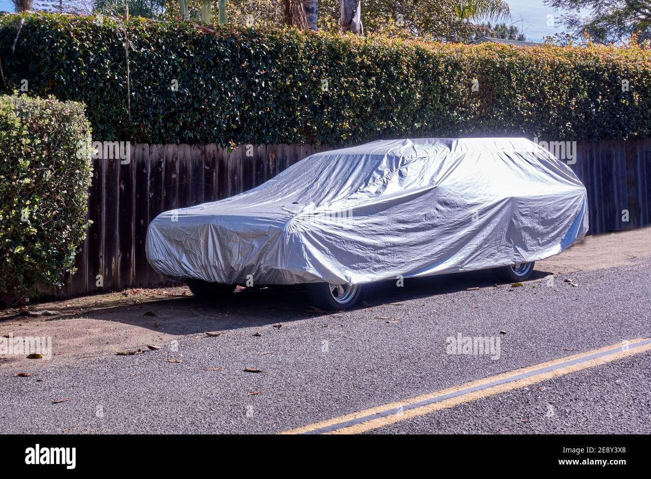 Auto deckblatt -Fotos und -Bildmaterial in hoher Auflösung – Alamy