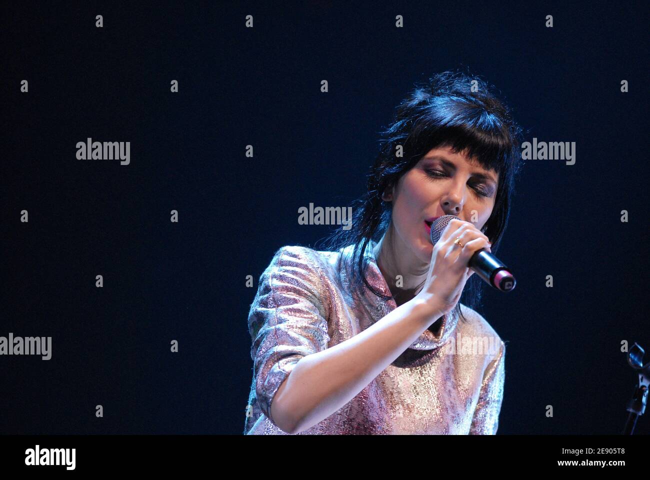 Daphne chanteuse -Fotos und -Bildmaterial in hoher Auflösung – Alamy