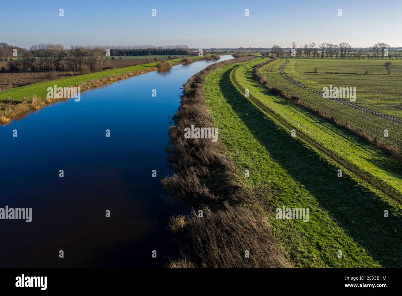 Hochwasser hochwasser hochwasser hochwasser -Fotos und -Bildmaterial in ...