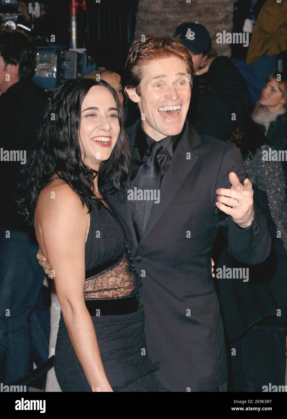 Willem Dafoe und seine Freundin Giada Colagrande kommen bei der Vanity ...