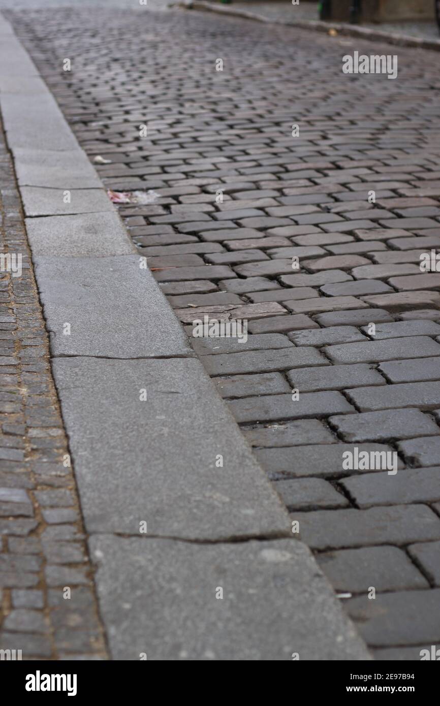 Pedestrian road sidewalk texture -Fotos und -Bildmaterial in hoher ...