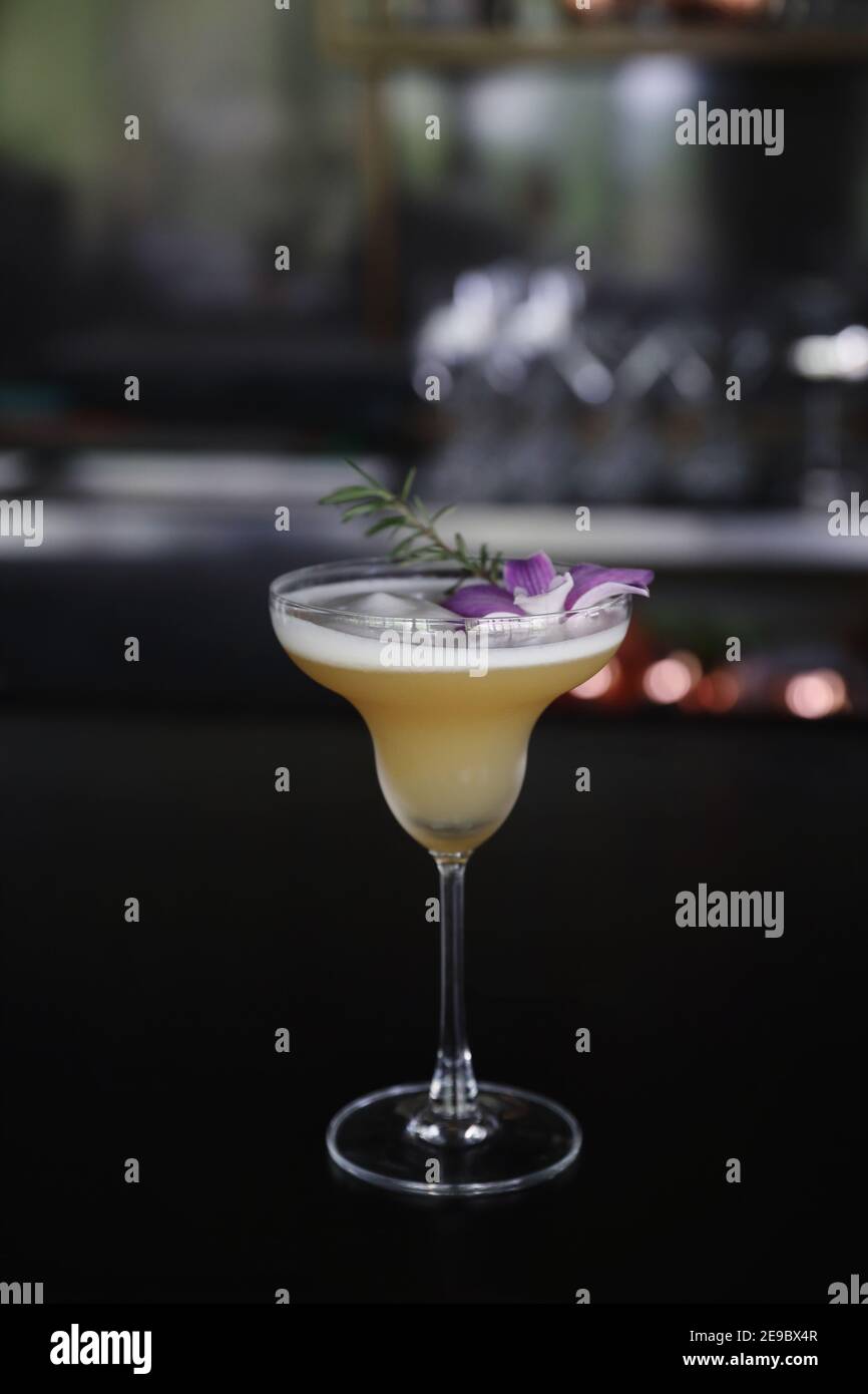 Barglas mit eis Stockfotos und -bilder Kaufen - Alamy
