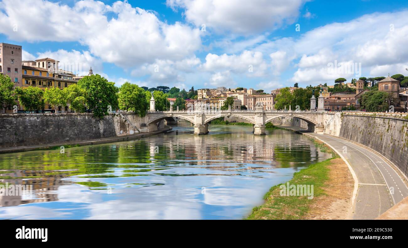 Ponte vittorio emmanuel ii -Fotos und -Bildmaterial in hoher Auflösung ...
