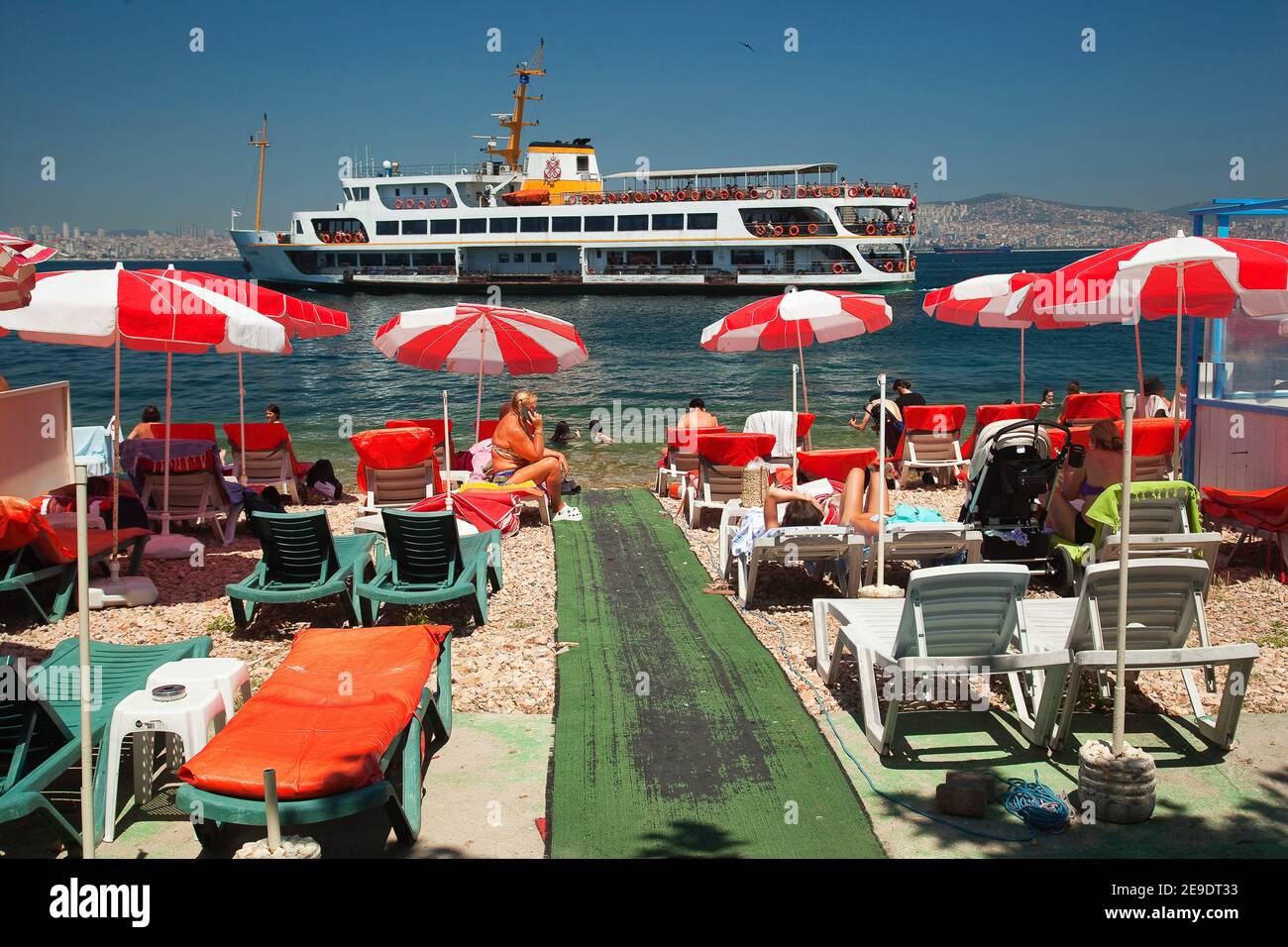 Beach istanbul -Fotos und -Bildmaterial in hoher Auflösung – Alamy