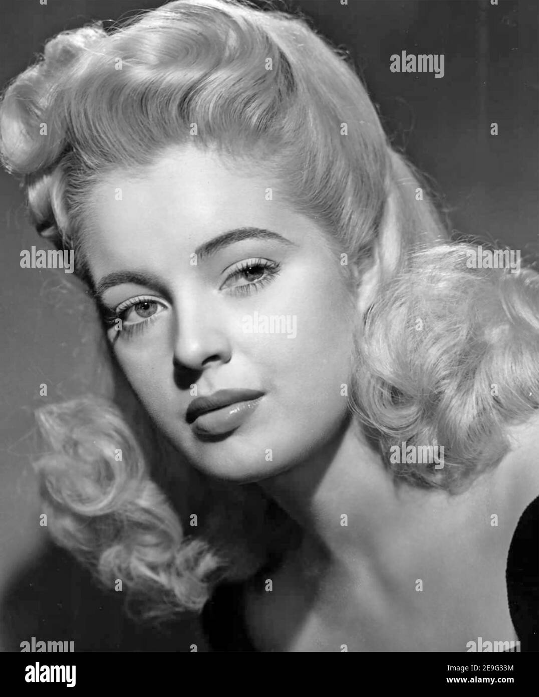 Mary hughes Schwarzweiß-Stockfotos und -bilder - Alamy