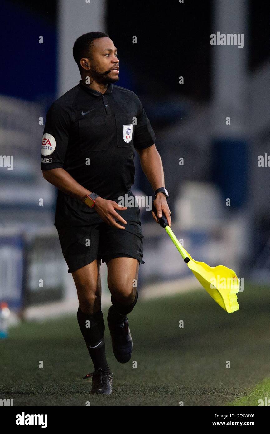 Schiedsrichterassistent akil howson -Fotos und -Bildmaterial in hoher ...