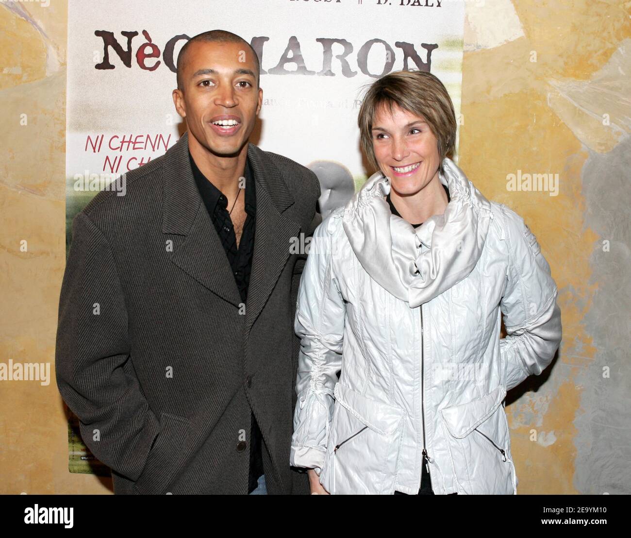 Der französische ehemalige Olympiasieger Stephane Diagana und seine ...