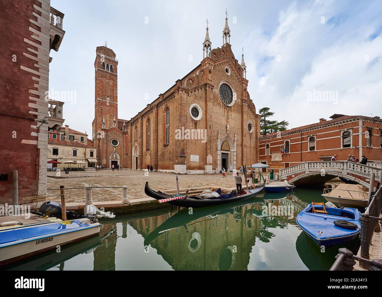 Kirche santa maria gloriosa dei frari -Fotos und -Bildmaterial in hoher Auflösung – Alamy