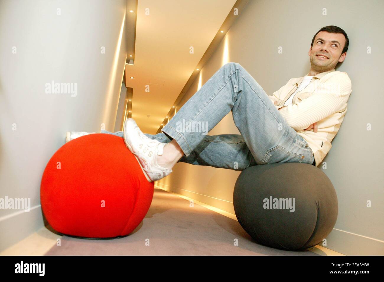 EXKLUSIV. Xavier Anthony posiert am 1. April 2005 im Hotel de Sers in ...