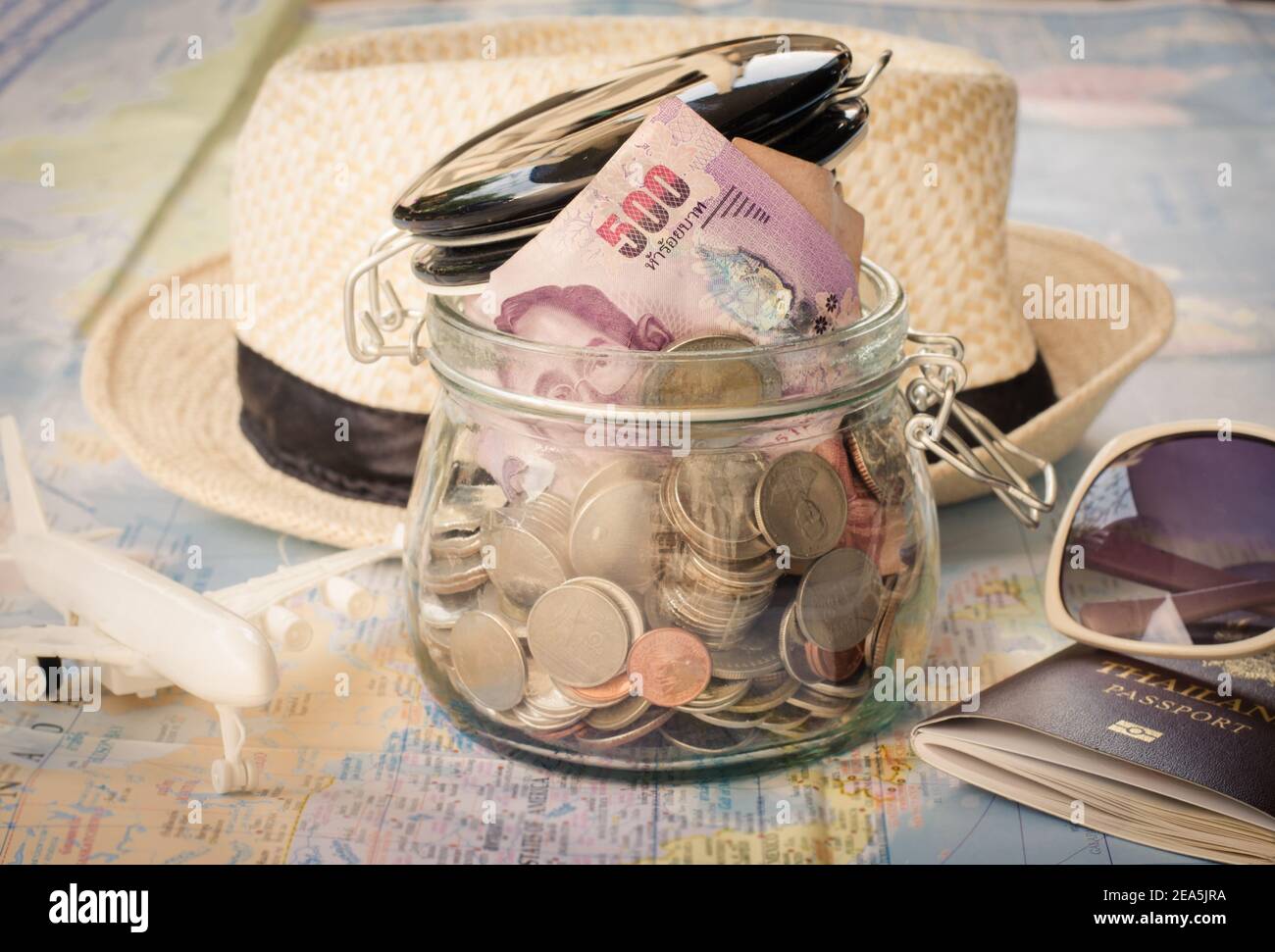 Geld sammeln -Fotos und -Bildmaterial in hoher Auflösung – Alamy