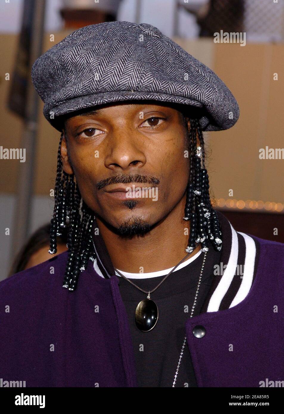 Snoop Dogg kommt auf dem lila Teppich bei der Soul Plane Premiere im ...