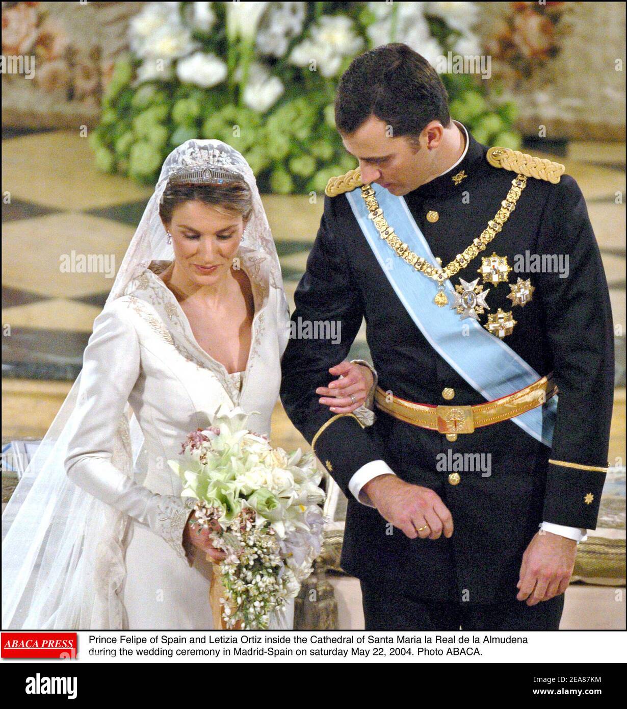 Prinz Felipe von Spanien und Letizia Ortiz in der Kathedrale Santa ...