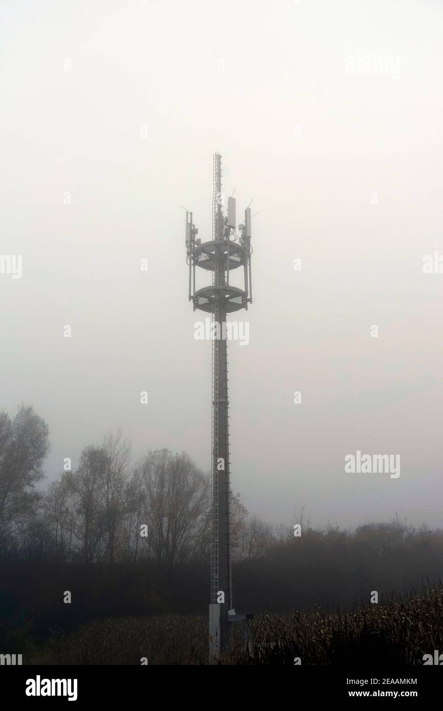 Sendemast antenne Stockfotos und -bilder Kaufen - Alamy