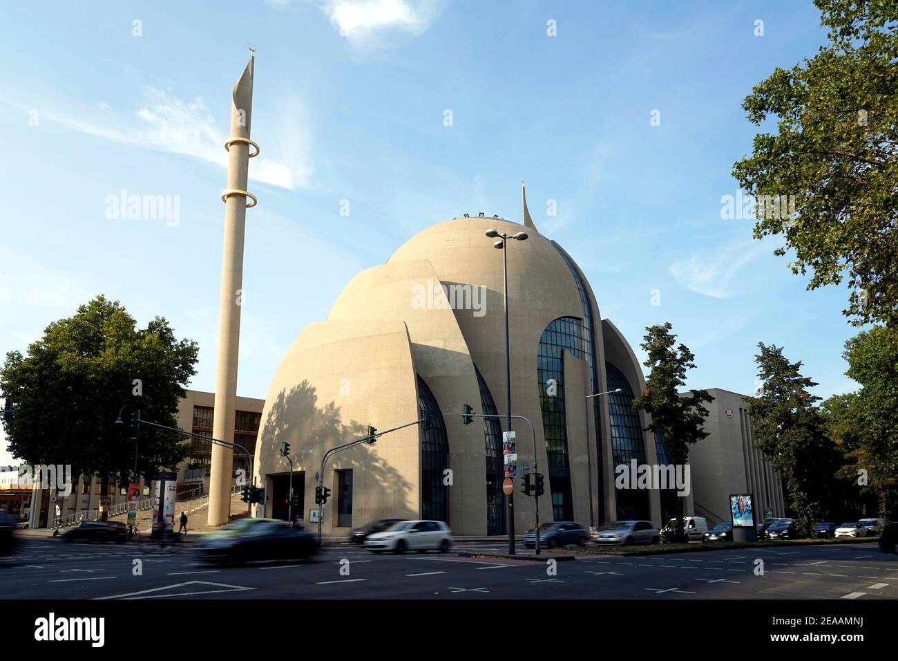 Cologne central mosque ehrenfeld -Fotos und -Bildmaterial in hoher ...