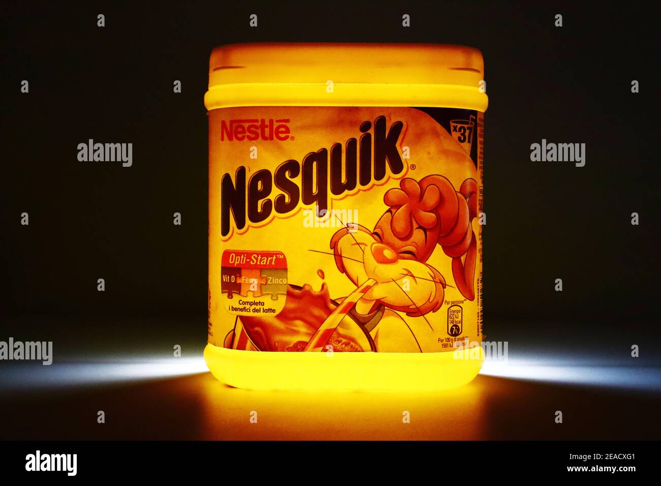 Nestle nesquik snack -Fotos und -Bildmaterial in hoher Auflösung – Alamy