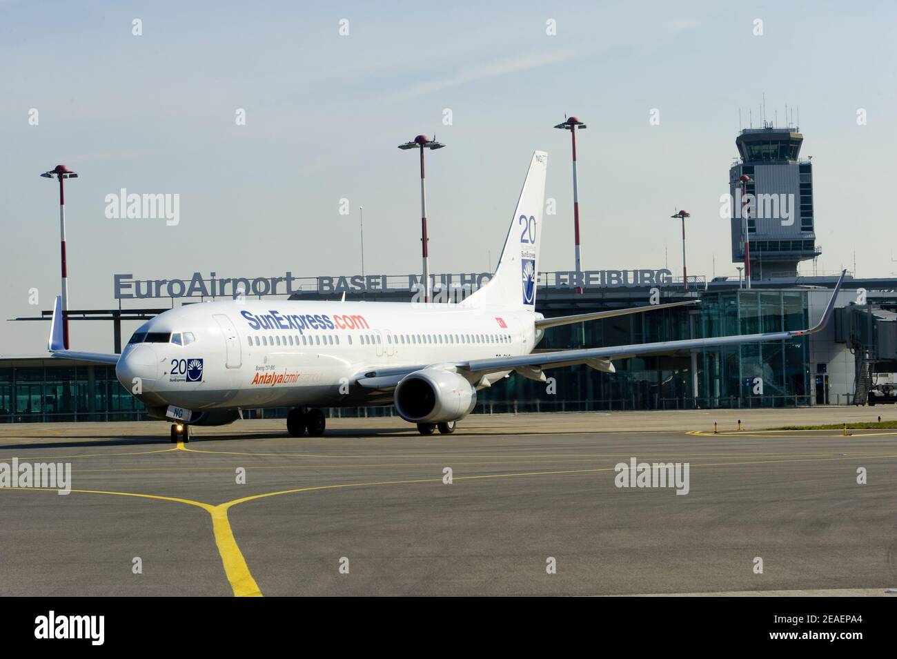 Aeroport de bale mulhouse -Fotos und -Bildmaterial in hoher Auflösung ...