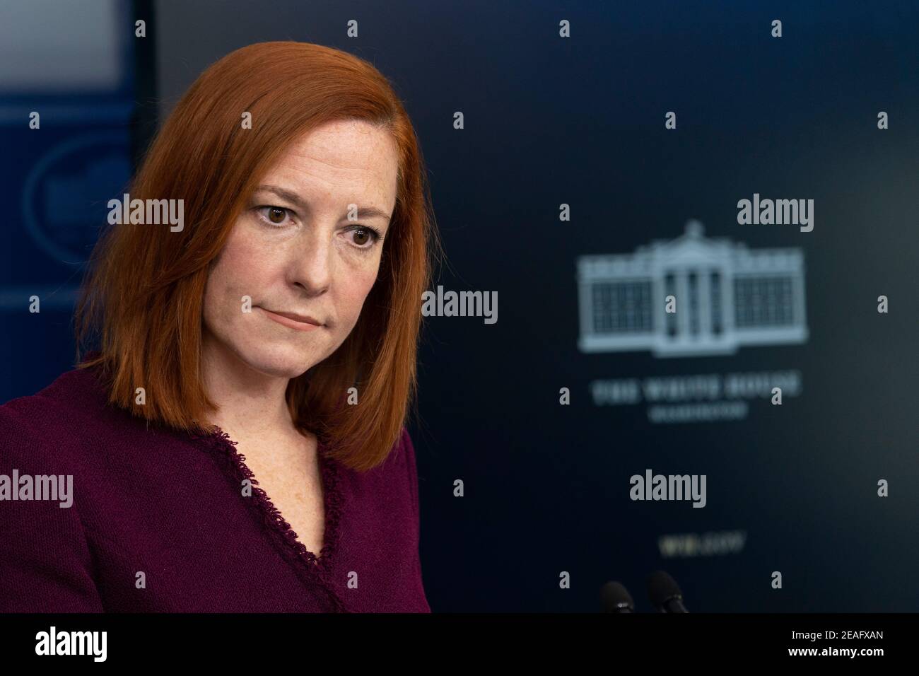 Die Pressesprecherin des Weißen Hauses Jen Psaki hält am 9. Februar 2012 im Weißen Haus in ...