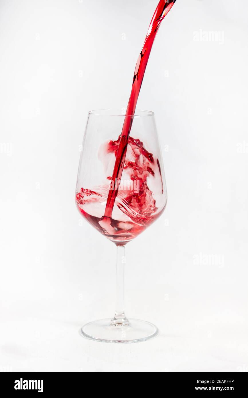 Rotwein glas -Fotos und -Bildmaterial in hoher Auflösung – Alamy