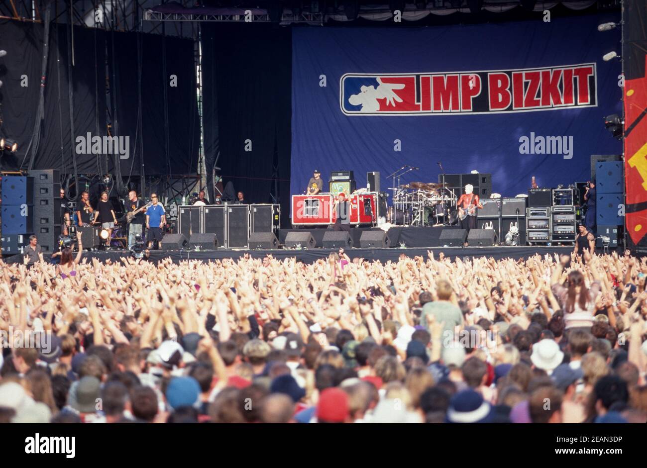 Limp bizkit 2000 -Fotos und -Bildmaterial in hoher Auflösung – Alamy