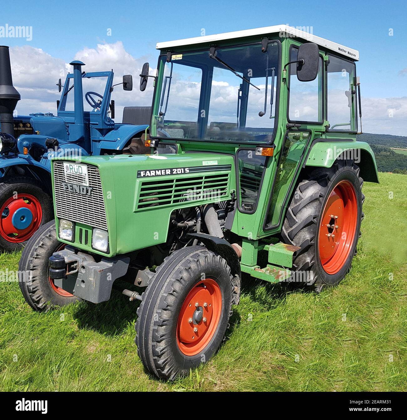 Fendt Typ Farmer 201S, Traktoren, Oldtimer Stockfotografie - Alamy