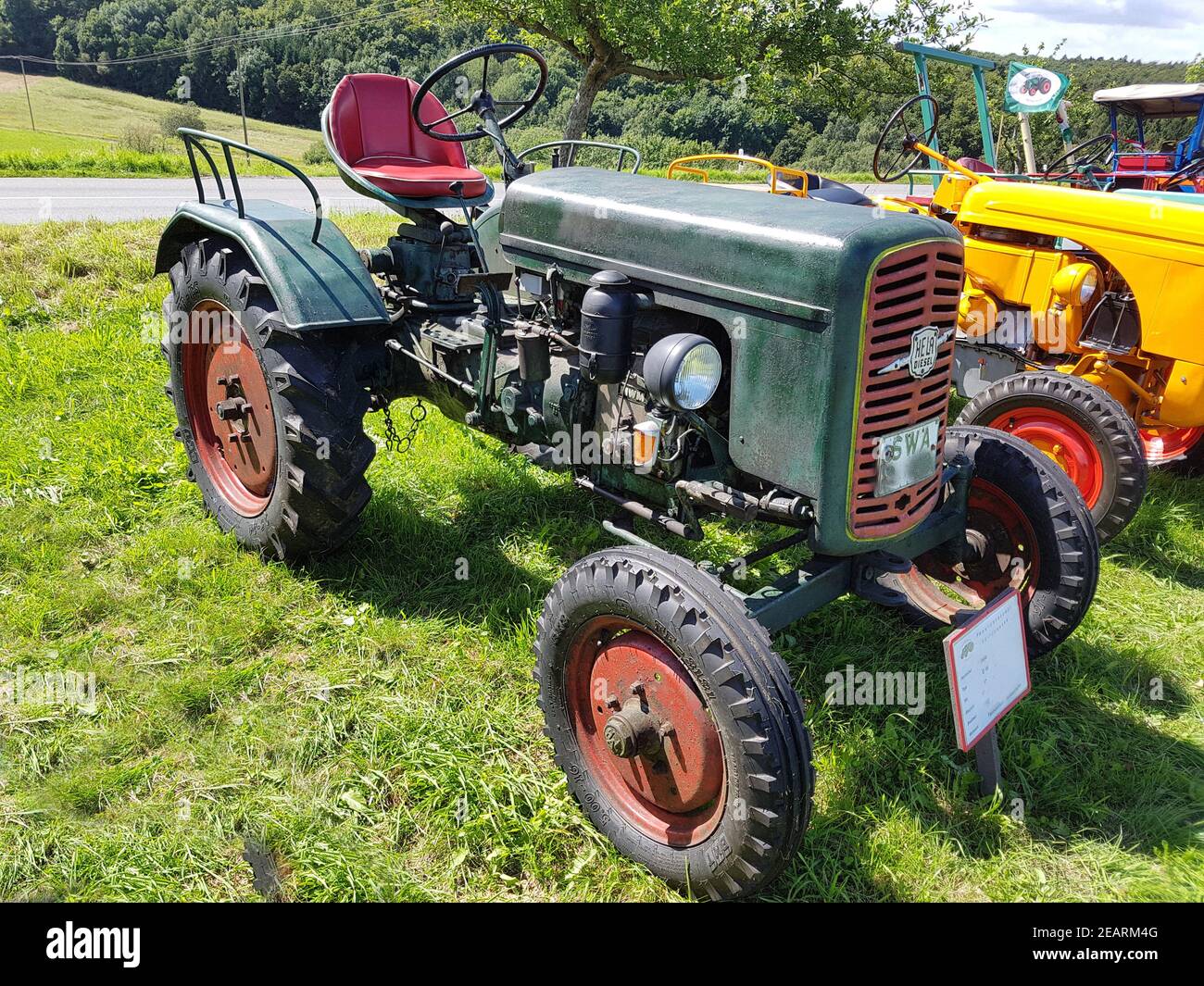 Oldtimer Traktor Stockfotos und -bilder Kaufen - Alamy