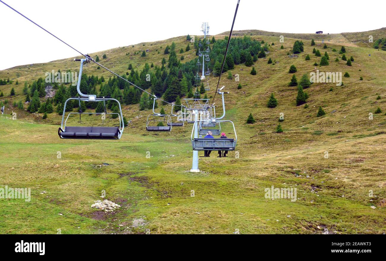 Skipiste im sommer -Fotos und -Bildmaterial in hoher Auflösung – Alamy