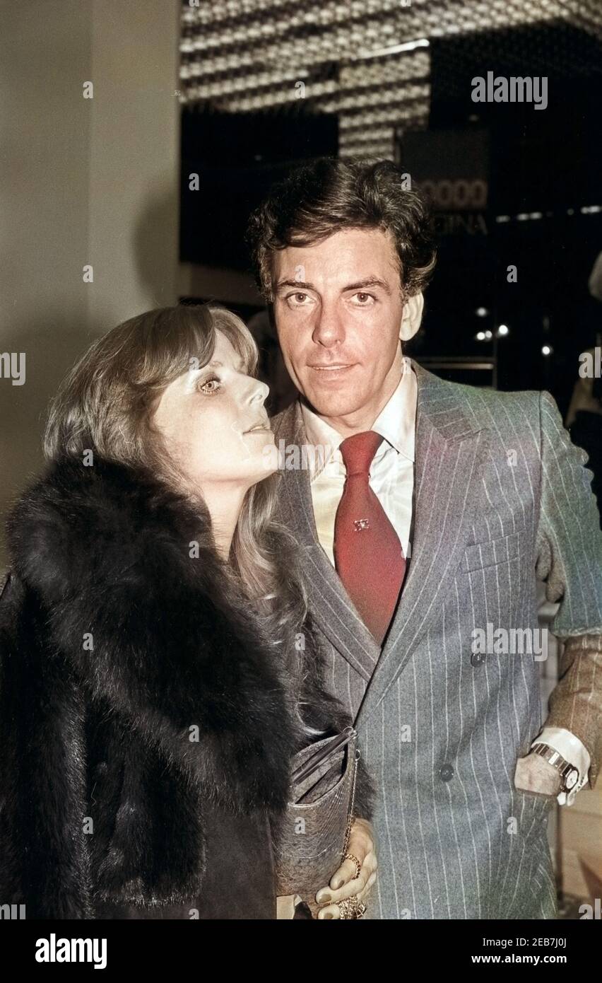 Sterben Sie Beiden Sänger Heidi Brühl Und Bela Erny, Deutschland 1970er ...