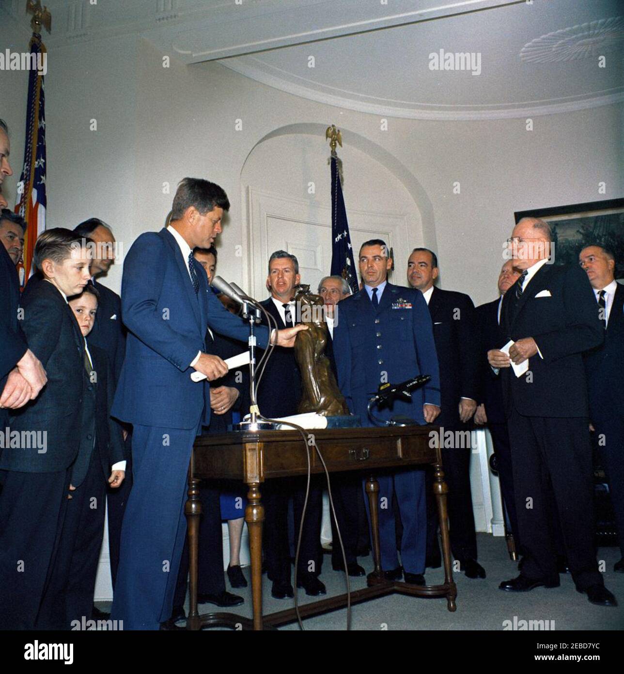 Oberst crossfield -Fotos und -Bildmaterial in hoher Auflösung – Alamy