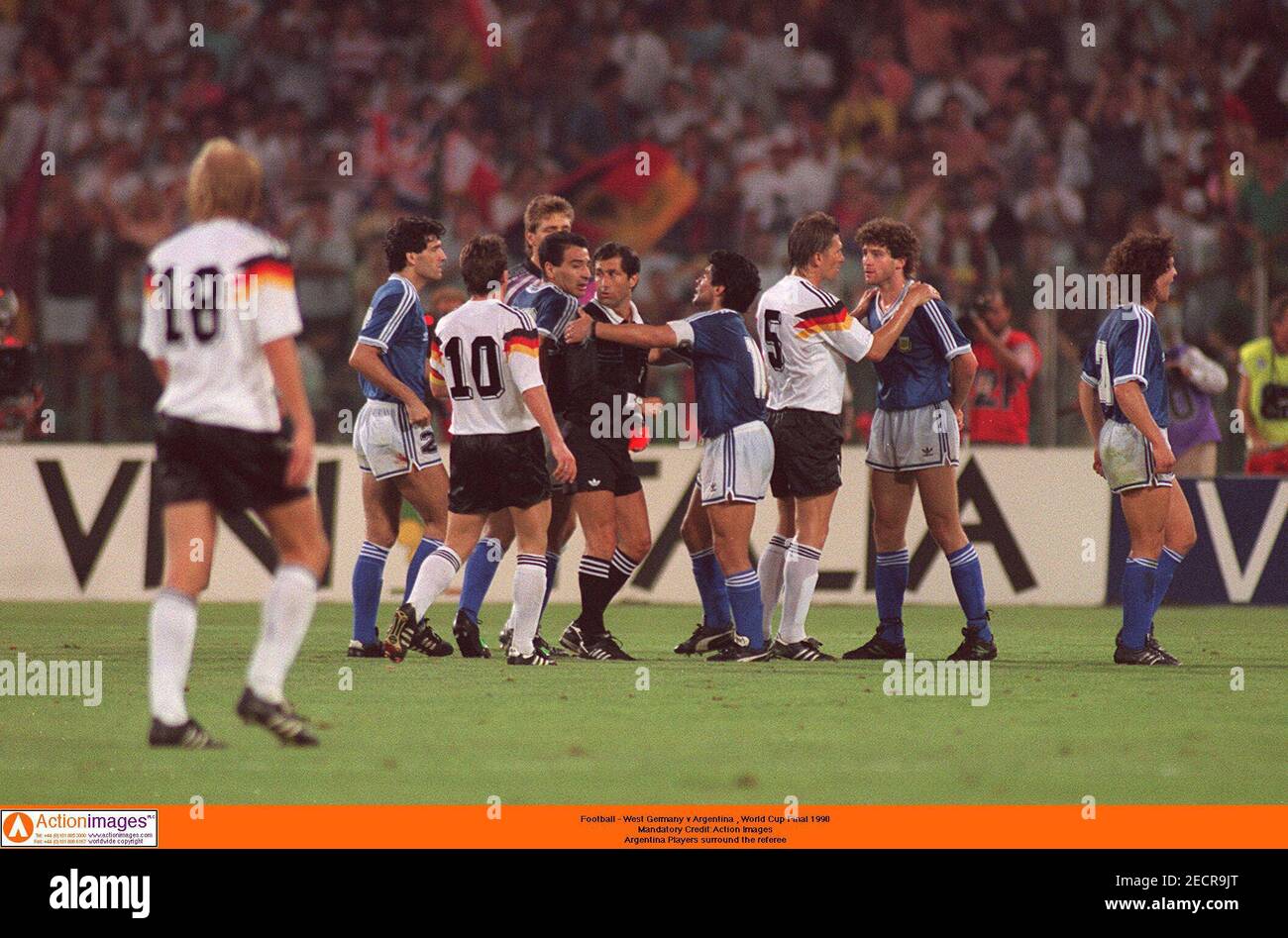 Fussball wm 1990 rom -Fotos und -Bildmaterial in hoher Auflösung – Alamy