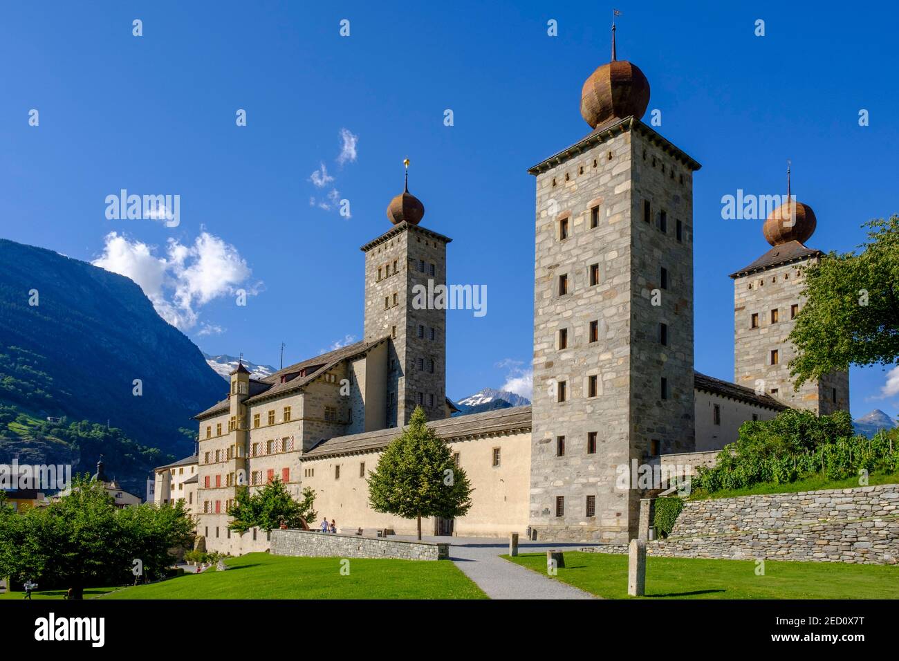 Der stockalperpalast -Fotos und -Bildmaterial in hoher Auflösung – Alamy