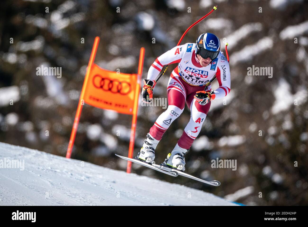 13. Februar 2021, Italien, Cortina D´ampezzo: Alpinski ...