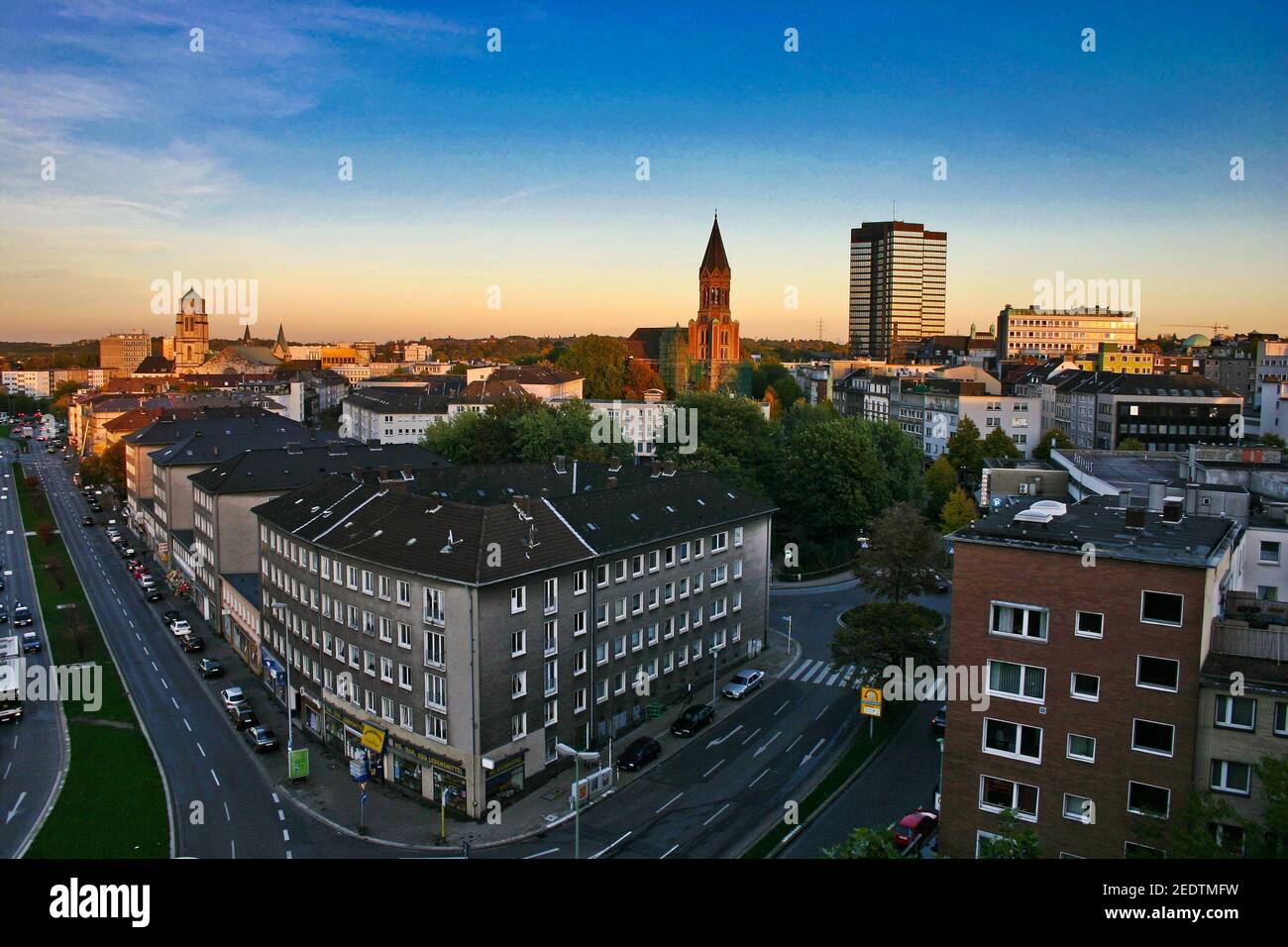 Skyline der stadt essen -Fotos und -Bildmaterial in hoher Auflösung – Alamy