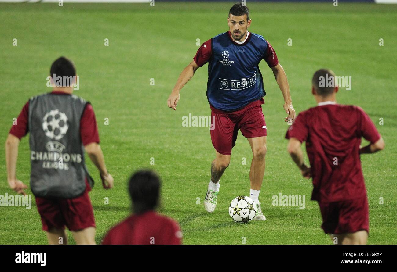 Dr constantin radulescu stadion -Fotos und -Bildmaterial in hoher ...
