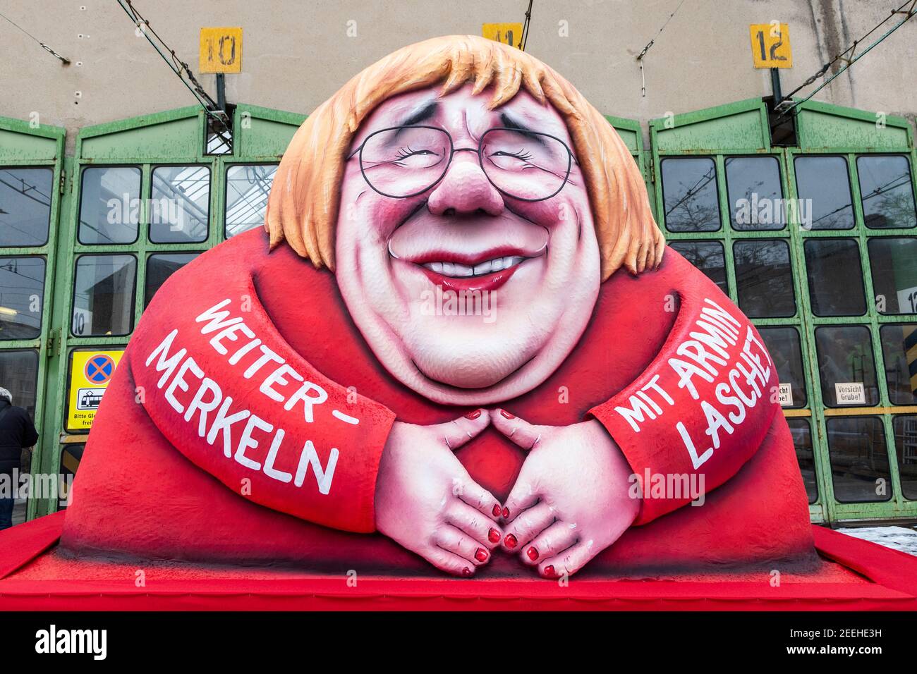 Karneval angela merkel -Fotos und -Bildmaterial in hoher Auflösung – Alamy