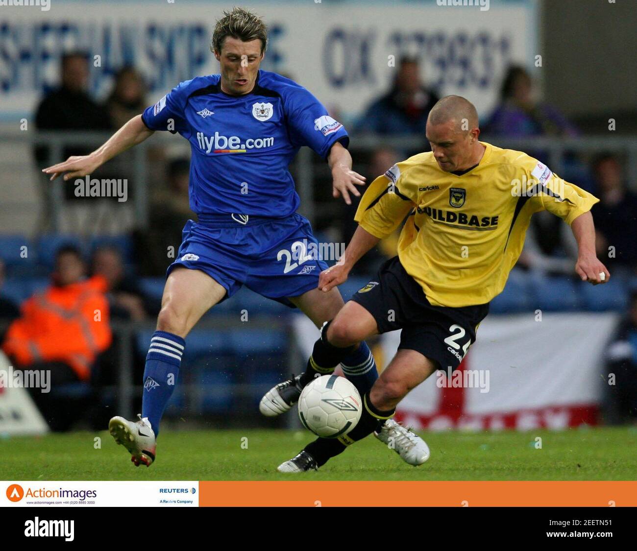 Exeter citys lee martin -Fotos und -Bildmaterial in hoher Auflösung – Alamy