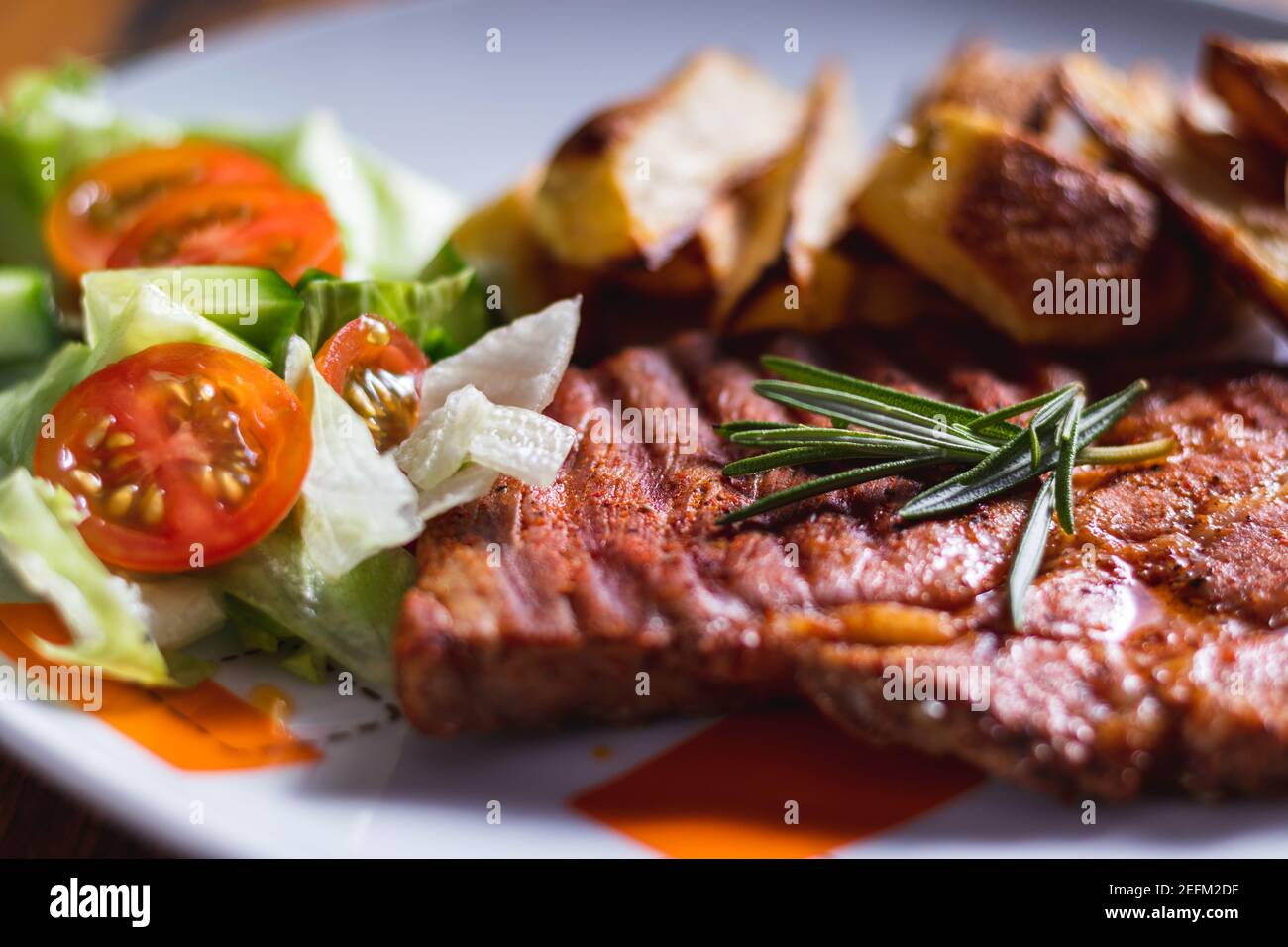 Grillplatte Fleisch Stockfotos und -bilder Kaufen - Alamy