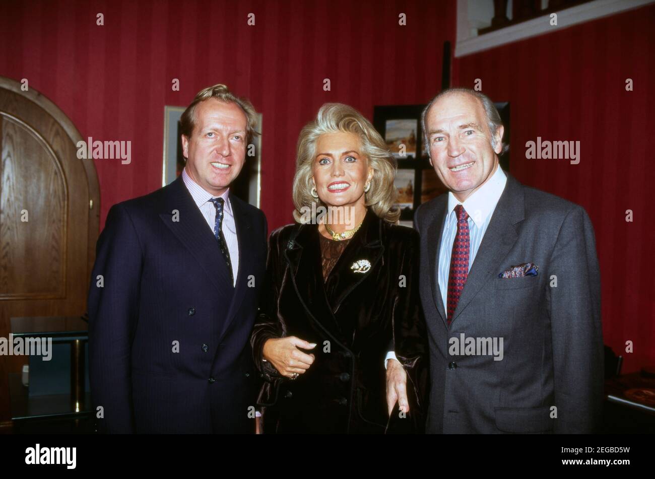 Heinrich Graf von Spreti mit Renate Thyssen-Henne und seinem Ehemann ...