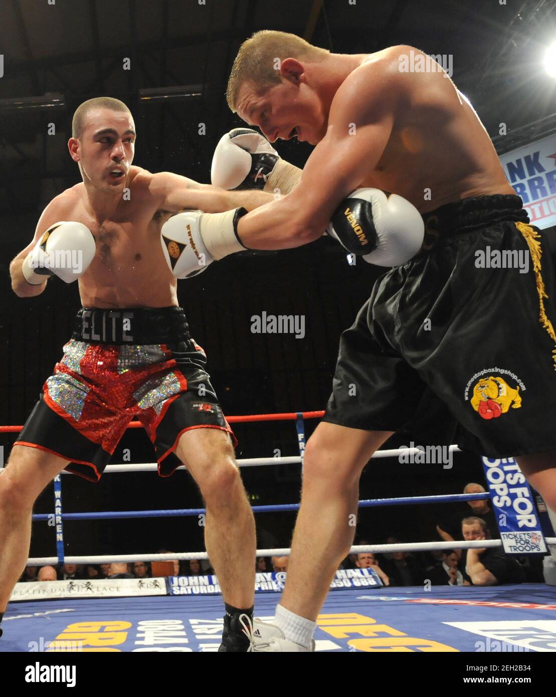 Boxen - Rick Godding / Barrie Jones - Welterweight - Robin Park Arena ...