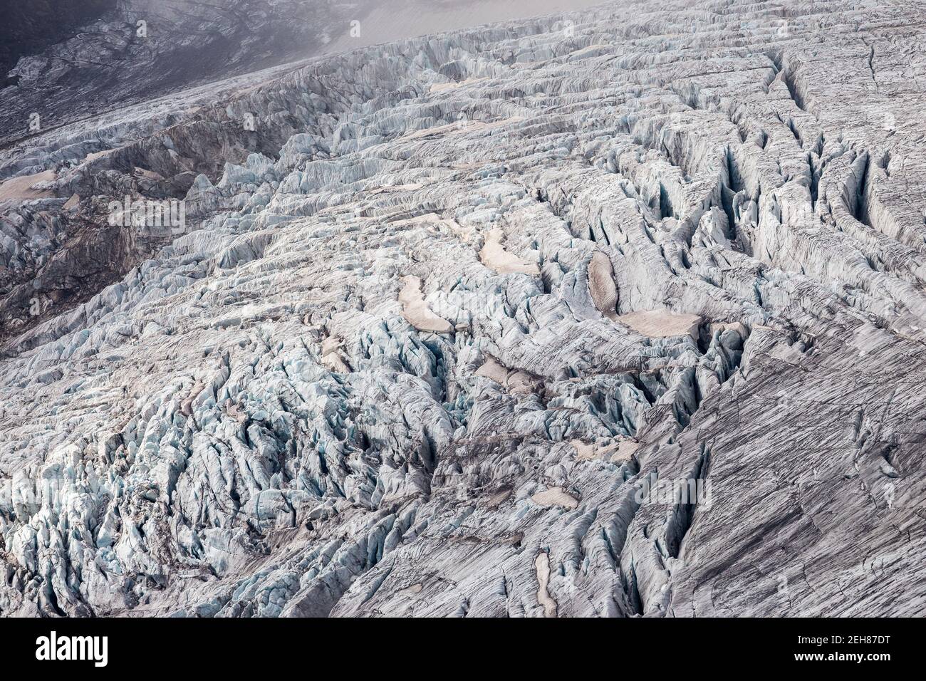Gletscherzunge, Gletscherspalten des Schlatenkees. Venediger Berggruppe ...