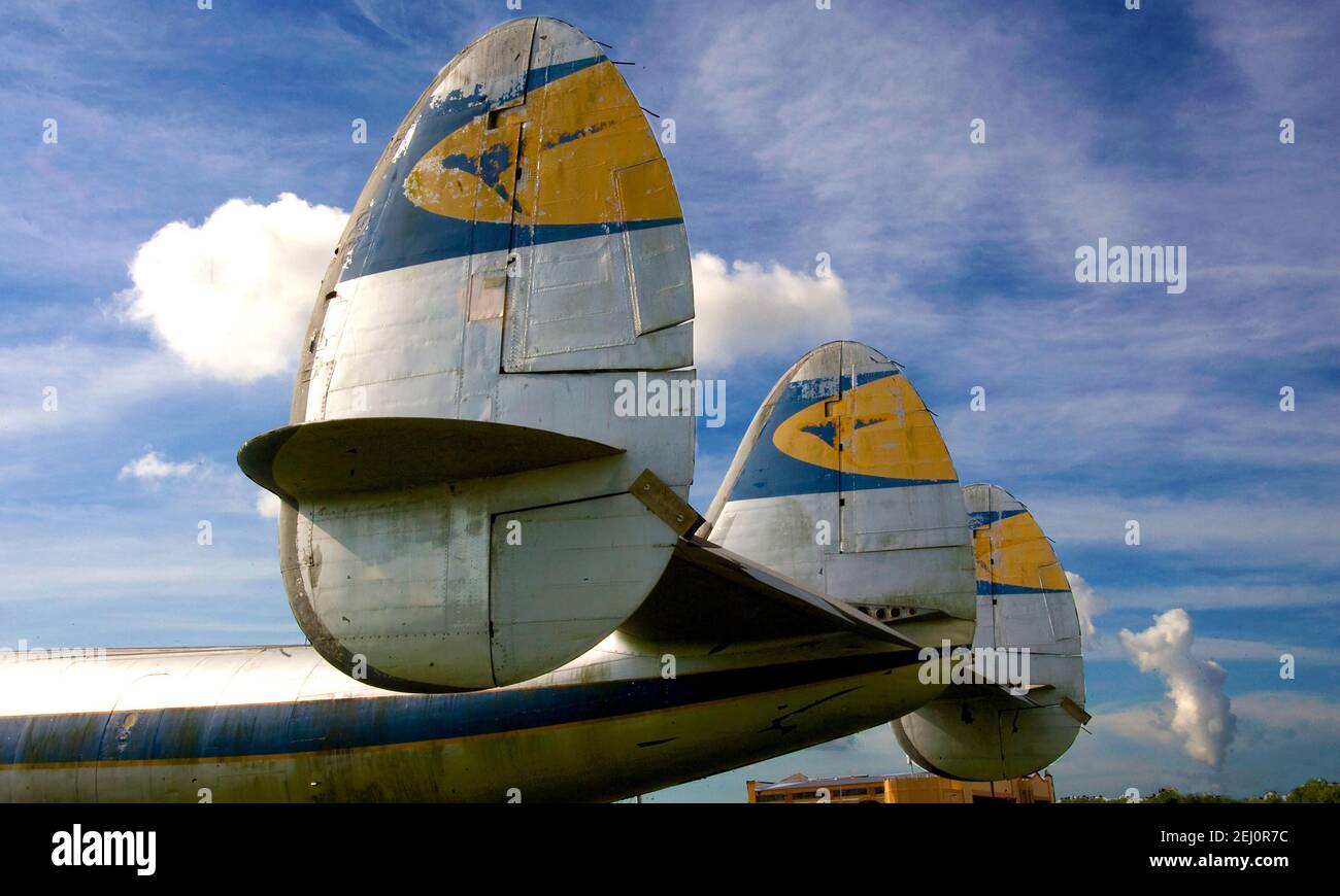 Lockheed constellation lufthansa -Fotos und -Bildmaterial in hoher ...
