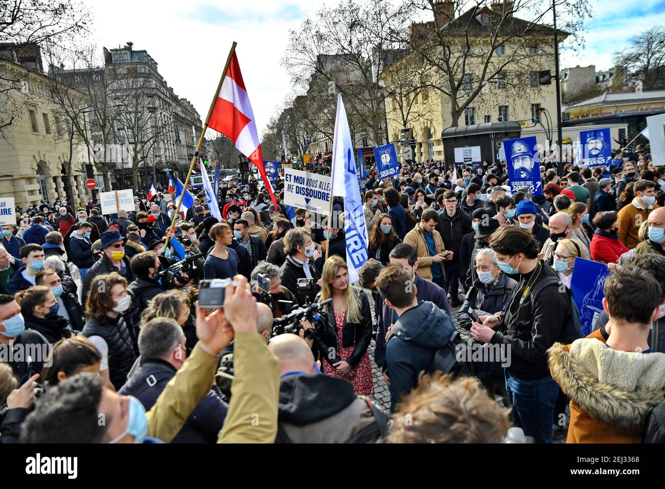 Generation identitaire -Fotos und -Bildmaterial in hoher Auflösung – Alamy