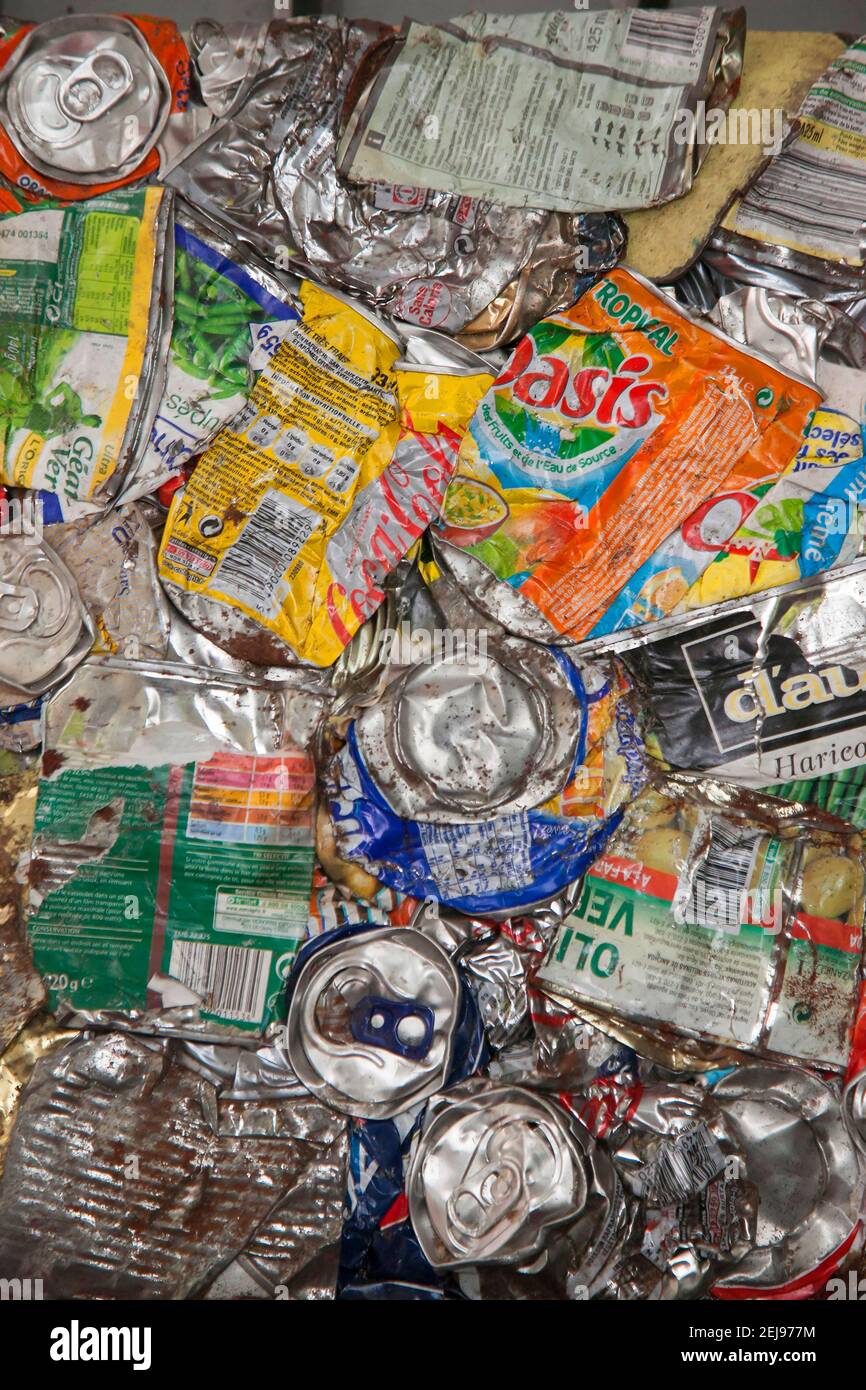 Umweltverschmutzung von abfallstoffen -Fotos und -Bildmaterial in hoher ...